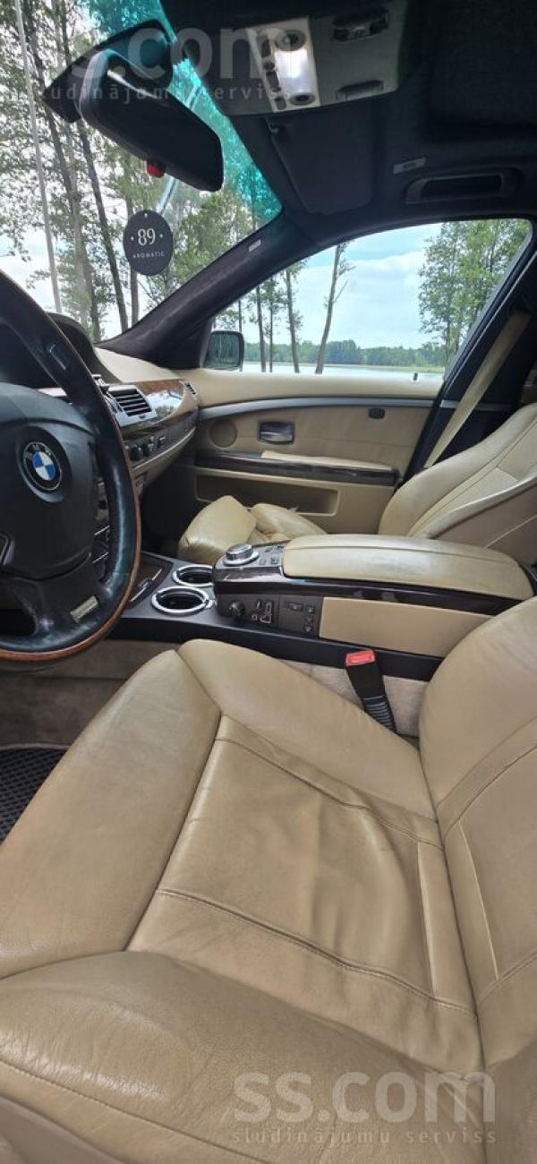 Black BMW 730 2002 in Daugavpils, with an engine capacity of 3.00 L and mileage of 0 thousand km for 3200 €, photo 7 on AUTOMOTO.COM.LV