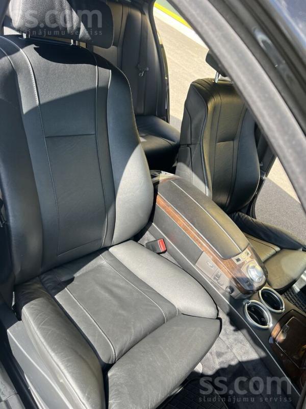 Melns BMW 730 2002 Krāslava, ar dzinēja tilpumu 3.00 L un nobraukumu 391 tūkst. km par 3900 €, foto 10 vietnē AUTOMOTO.COM.LV