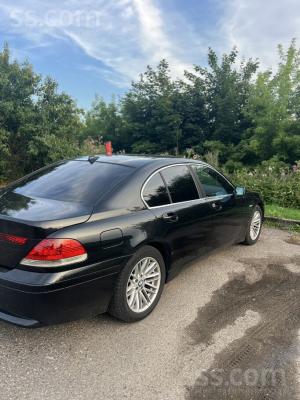 Black BMW 730 2002 in Kraslava, with an engine capacity of 3.00 L and mileage of 390 thousand km for 3750 €, photo 5 on AUTOMOTO.COM.LV