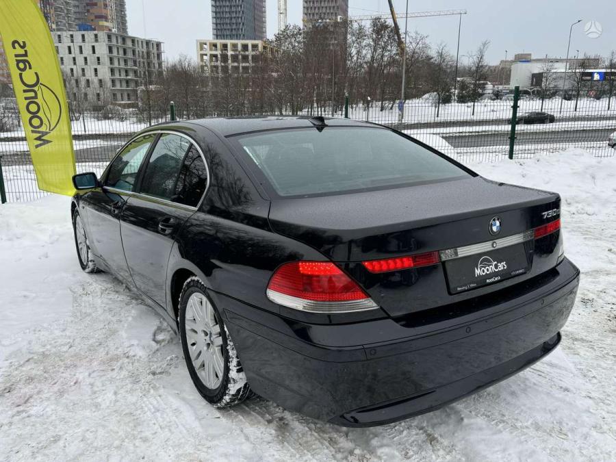 Melns BMW 730 2003 Viļņa, ar dzinēja tilpumu 2.99 L un nobraukumu 306 tūkst. km par 2800 €, foto 7 vietnē AUTOMOTO.COM.LV