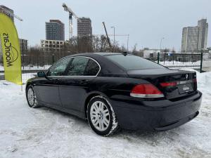 Melns BMW 730 2003 Viļņa, ar dzinēja tilpumu 2.99 L un nobraukumu 306 tūkst. km par 2800 €, foto 8 vietnē AUTOMOTO.COM.LV