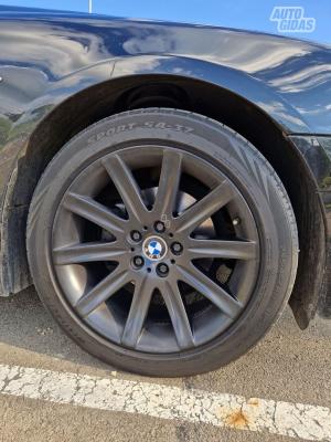 Black BMW 730 2003 in Marijampole, with an engine capacity of 3.00 L and mileage of 269 thousand km for 3500 €, photo 28 on AUTOMOTO.COM.LV