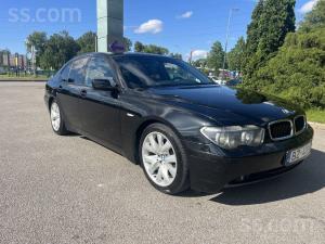 Black BMW 730 2003 in Riga, with an engine capacity of 3.00 L and mileage of 304 thousand km for 4700 €, photo 3 on AUTOMOTO.COM.LV