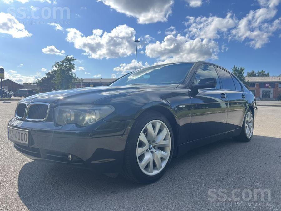Black BMW 730 2003 in Riga, with an engine capacity of 3.00 L and mileage of 304 thousand km for 4700 €, photo 4 on AUTOMOTO.COM.LV