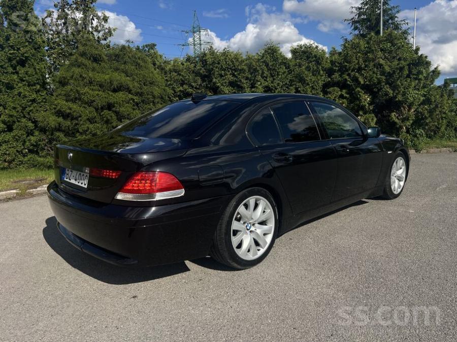 Black BMW 730 2003 in Riga, with an engine capacity of 3.00 L and mileage of 304 thousand km for 4700 €, photo 6 on AUTOMOTO.COM.LV