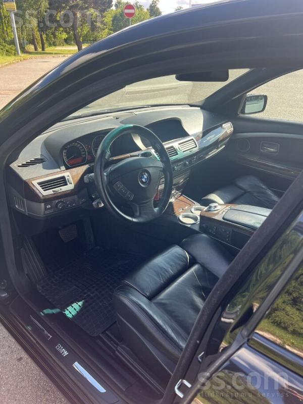 Melns BMW 730 2003 Rīga, ar dzinēja tilpumu 3.00 L un nobraukumu 304 tūkst. km par 4700 €, foto 8 vietnē AUTOMOTO.COM.LV