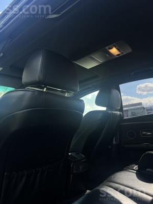 Black BMW 730 2003 in Riga, with an engine capacity of 3.00 L and mileage of 304 thousand km for 4700 €, photo 12 on AUTOMOTO.COM.LV