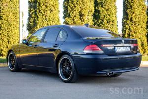 Melns BMW 730 2003 Jelgava, ar dzinēja tilpumu 3.00 L un nobraukumu 363 tūkst. km par 2600 €, foto 5 vietnē AUTOMOTO.COM.LV