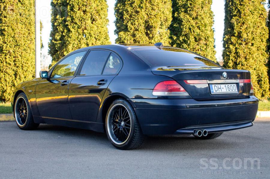 Melns BMW 730 2003 Jelgava, ar dzinēja tilpumu 3.00 L un nobraukumu 363 tūkst. km par 2600 €, foto 5 vietnē AUTOMOTO.COM.LV