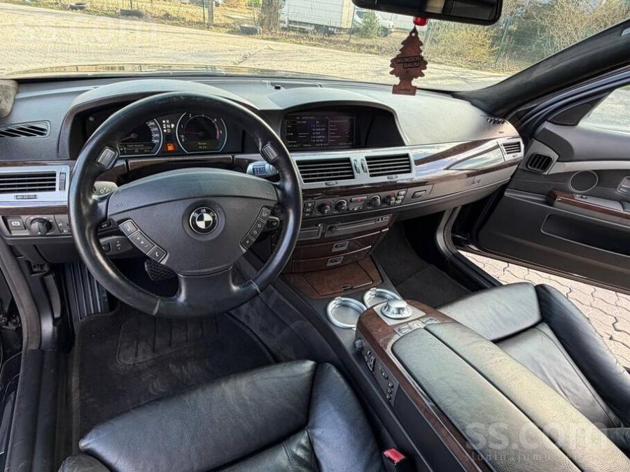 Melns BMW 730 2003 Rīga, ar dzinēja tilpumu 3.00 L un nobraukumu 0 tūkst. km par 3850 €, foto 18 vietnē AUTOMOTO.COM.LV