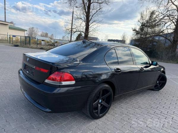 Black BMW 730 2003 in Riga, with an engine capacity of 3.00 L and mileage of 0 thousand km for 3750 €, photo 10 on AUTOMOTO.COM.LV