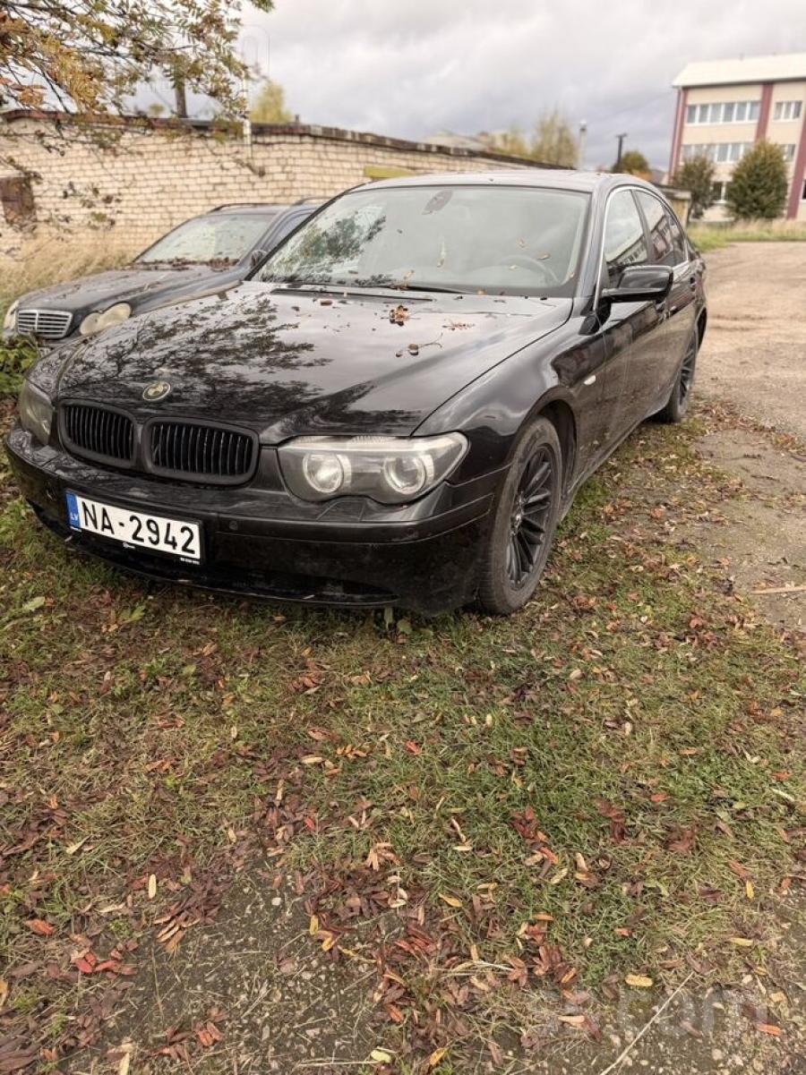 Melns BMW 730 2003 Valmiera, ar dzinēja tilpumu 3.00 L un nobraukumu 396 tūkst. km par 1600 €, foto 3 vietnē AUTOMOTO.COM.LV