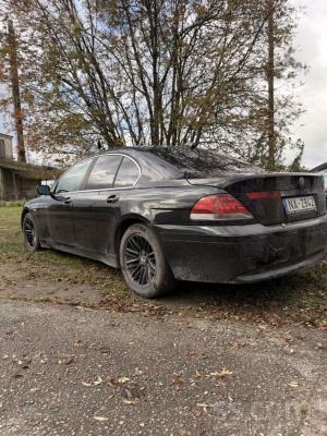 Melns BMW 730 2003 Valmiera, ar dzinēja tilpumu 3.00 L un nobraukumu 396 tūkst. km par 1600 €, foto 4 vietnē AUTOMOTO.COM.LV