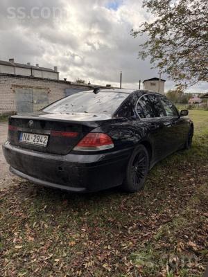 Melns BMW 730 2003 Valmiera, ar dzinēja tilpumu 3.00 L un nobraukumu 396 tūkst. km par 1600 €, foto 5 vietnē AUTOMOTO.COM.LV