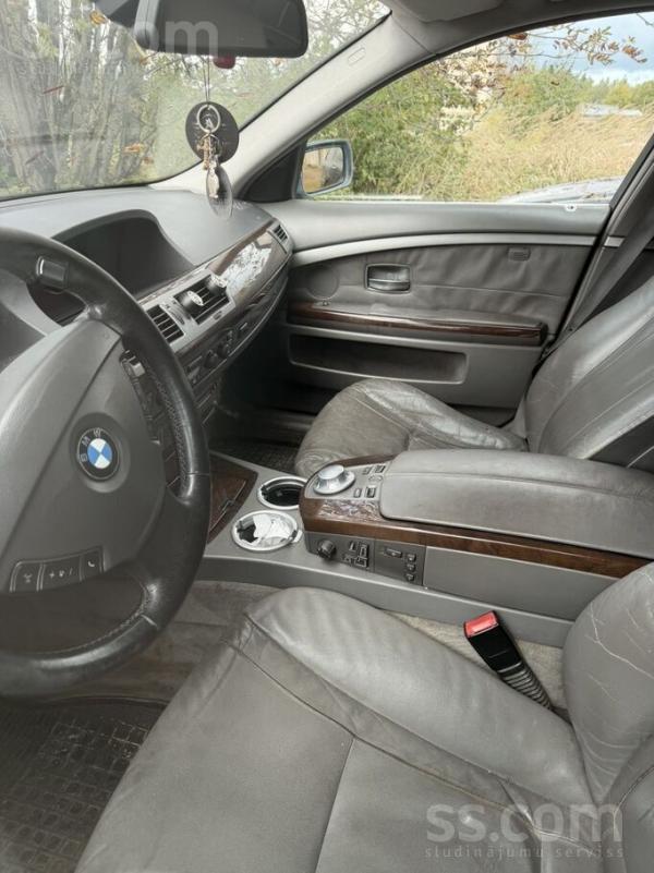 BMW 730 2003 Valmiera vietnÄ Melns BMW 730 2003 Valmiera, ar dzinÄja tilpumu 3.00 L un nobraukumu 396 tÅ«kst. km par 1600 ā¬, foto 7 vietnÄ AUTOMOTO.COM.LV