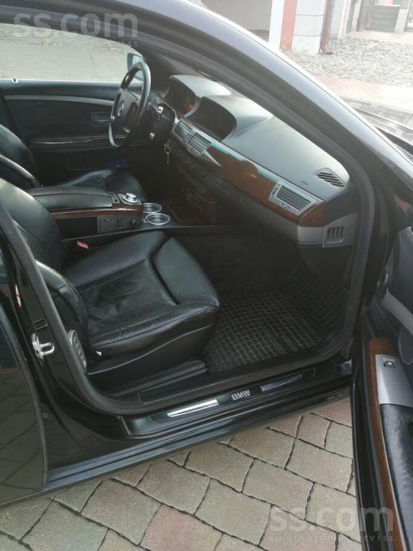 Melns BMW 730 2003 Bauska, ar dzinēja tilpumu 3.00 L un nobraukumu 335 tūkst. km par 4900 €, foto 11 vietnē AUTOMOTO.COM.LV