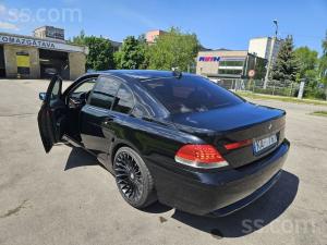 Black BMW 730 2004 in Riga, with an engine capacity of 3.00 L and mileage of 216 thousand km for 2250 €, photo 3 on AUTOMOTO.COM.LV