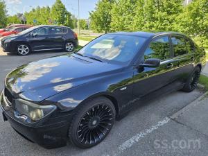 Black BMW 730 2004 in Riga, with an engine capacity of 3.00 L and mileage of 216 thousand km for 2250 €, photo 9 on AUTOMOTO.COM.LV