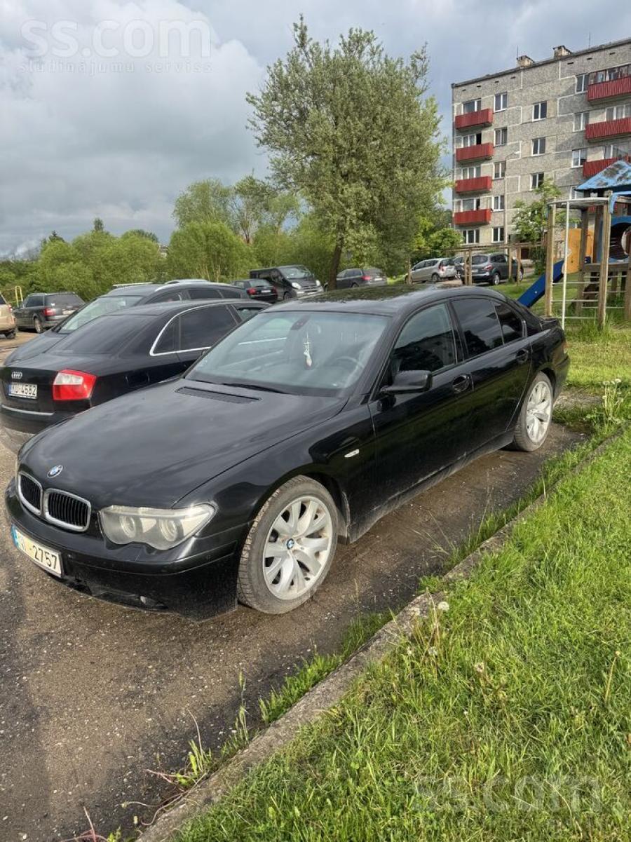 Melns BMW 730 2004 Jēkabpils, ar dzinēja tilpumu 3.00 L un nobraukumu 313 tūkst. km par 3500 €, foto 2 vietnē AUTOMOTO.COM.LV