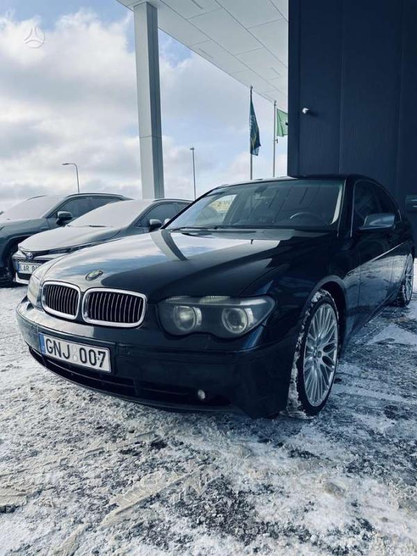 Black BMW 730 2004 in Vilnius, with an engine capacity of 3.00 L and mileage of 499 thousand km for 3650 €, photo 1 on AUTOMOTO.COM.LV