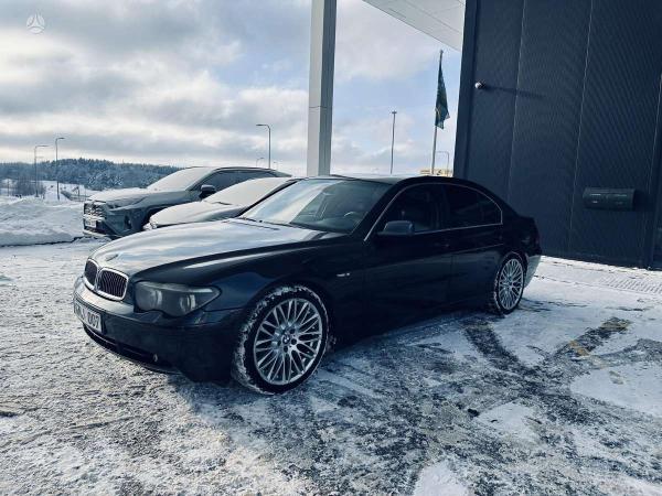 Black BMW 730 2004 in Vilnius, with an engine capacity of 3.00 L and mileage of 499 thousand km for 3650 €, photo 3 on AUTOMOTO.COM.LV