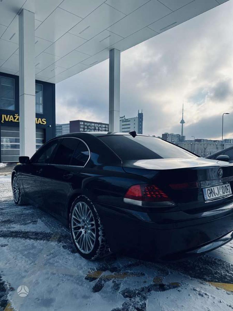 Melns BMW 730 2004 Viļņa, ar dzinēja tilpumu 3.00 L un nobraukumu 499 tūkst. km par 3650 €, foto 4 vietnē AUTOMOTO.COM.LV