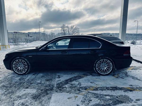 Black BMW 730 2004 in Vilnius, with an engine capacity of 3.00 L and mileage of 499 thousand km for 3650 €, photo 6 on AUTOMOTO.COM.LV