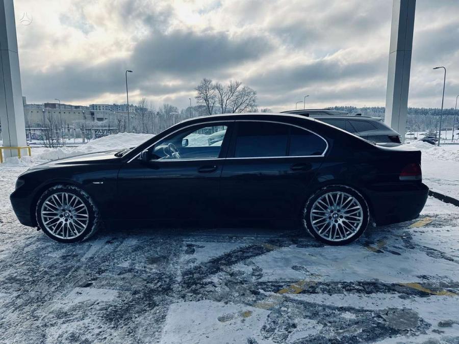 Melns BMW 730 2004 Viļņa, ar dzinēja tilpumu 3.00 L un nobraukumu 499 tūkst. km par 3650 €, foto 6 vietnē AUTOMOTO.COM.LV