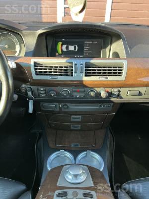 Melns BMW 730 2004 Dobele, ar dzinēja tilpumu 3.00 L un nobraukumu 0 tūkst. km par 3150 €, foto 15 vietnē AUTOMOTO.COM.LV