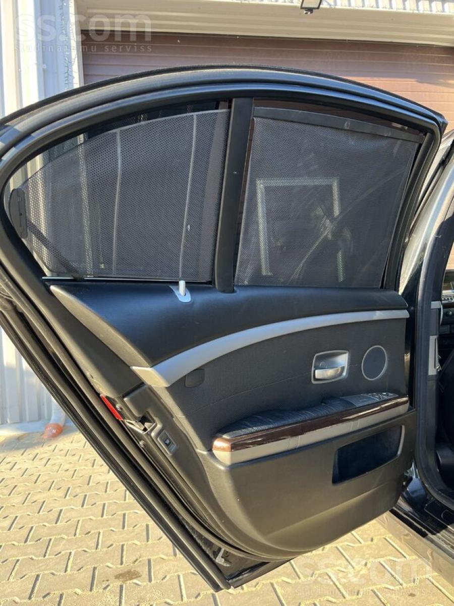 Melns BMW 730 2004 Dobele, ar dzinēja tilpumu 3.00 L un nobraukumu 0 tūkst. km par 3150 €, foto 19 vietnē AUTOMOTO.COM.LV