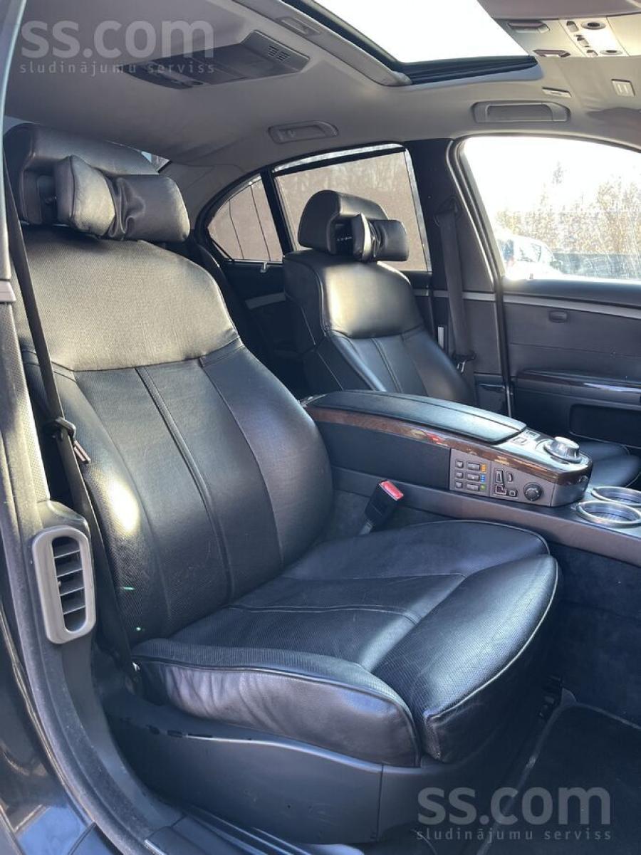 Melns BMW 730 2004 Dobele, ar dzinēja tilpumu 3.00 L un nobraukumu 0 tūkst. km par 3150 €, foto 21 vietnē AUTOMOTO.COM.LV