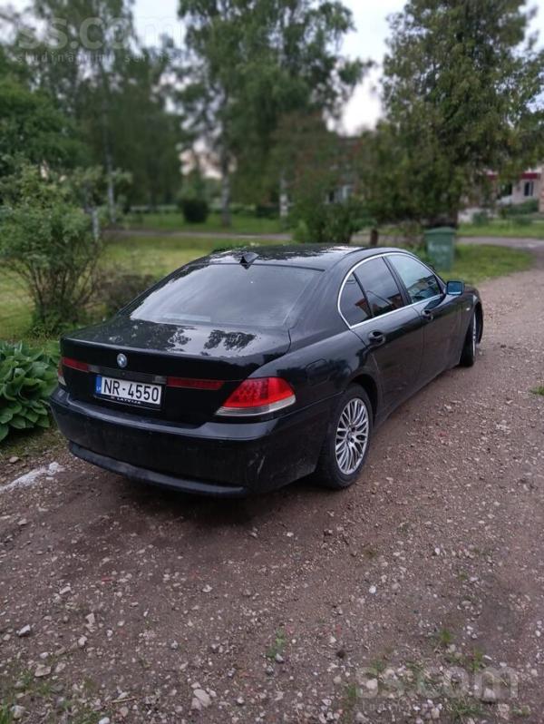 Черный БМВ 730 2004 в Даугавпилс, объемом двигателя 3.00 л и пробегом 299 тыс. км за 2200 €, фото 2 на AUTOMOTO.COM.LV