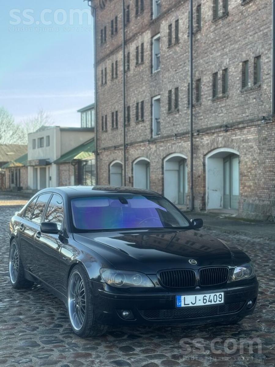 Melns BMW 730 2004 Liepāja, ar dzinēja tilpumu 3.00 L un nobraukumu 413 tūkst. km par 3950 €, foto 1 vietnē AUTOMOTO.COM.LV