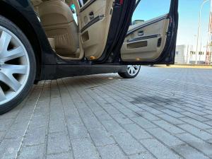 Melns BMW 730 2004 Viļņa, ar dzinēja tilpumu 2.99 L un nobraukumu 350 tūkst. km par 1750 €, foto 9 vietnē AUTOMOTO.COM.LV