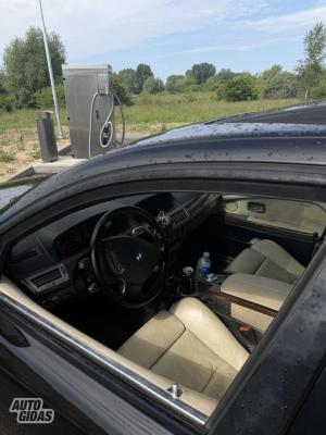 Black BMW 730 2004 in Klaipeda, with an engine capacity of 3.00 L and mileage of 380 thousand km for 3200 €, photo 9 on AUTOMOTO.COM.LV