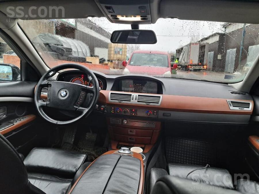 Black BMW 730 2004 in Riga, with an engine capacity of 3.00 L and mileage of 0 thousand km for 2650 €, photo 6 on AUTOMOTO.COM.LV