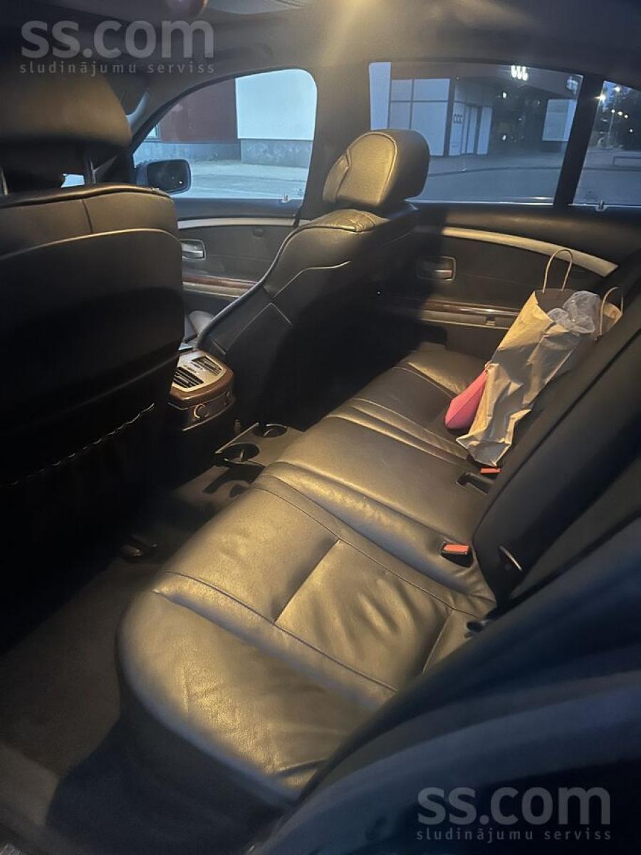 Melns BMW 730 2004 Rīga, ar dzinēja tilpumu 3.00 L un nobraukumu 306 tūkst. km par 3500 €, foto 6 vietnē AUTOMOTO.COM.LV