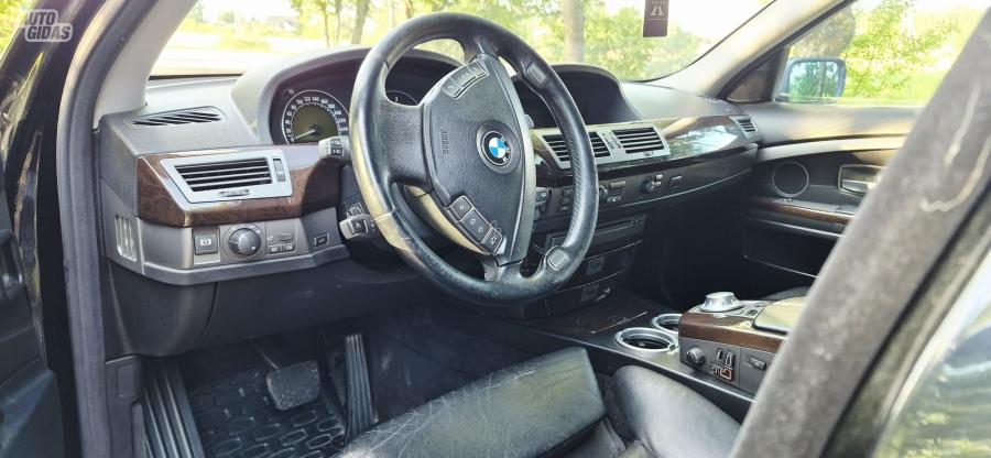 Melns BMW 730 2004 Kauņa, ar dzinēja tilpumu 3.00 L un nobraukumu 392 tūkst. km par 2500 €, foto 8 vietnē AUTOMOTO.COM.LV