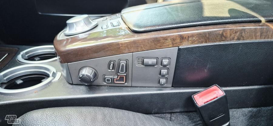 Melns BMW 730 2004 Kauņa, ar dzinēja tilpumu 3.00 L un nobraukumu 392 tūkst. km par 2500 €, foto 12 vietnē AUTOMOTO.COM.LV