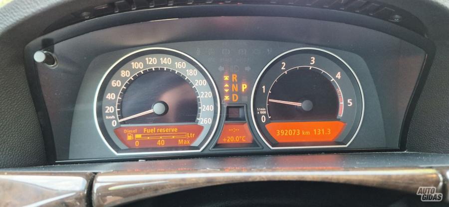 Melns BMW 730 2004 Kauņa, ar dzinēja tilpumu 3.00 L un nobraukumu 392 tūkst. km par 2500 €, foto 26 vietnē AUTOMOTO.COM.LV