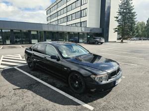 Melns BMW 730 2004 Kauņa, ar dzinēja tilpumu 3.00 L un nobraukumu 470 tūkst. km par 1999 €, foto 3 vietnē AUTOMOTO.COM.LV
