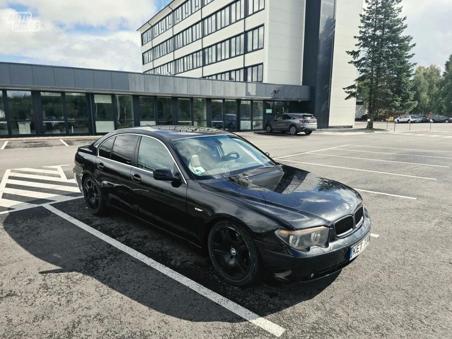 Melns BMW 730 2004 Kauņa, ar dzinēja tilpumu 3.00 L un nobraukumu 470 tūkst. km par 1999 €, foto 3 vietnē AUTOMOTO.COM.LV