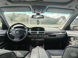 Melns BMW 730 2004 Kauņa, ar dzinēja tilpumu 3.00 L un nobraukumu 470 tūkst. km par 1999 €, foto 7 vietnē AUTOMOTO.COM.LV