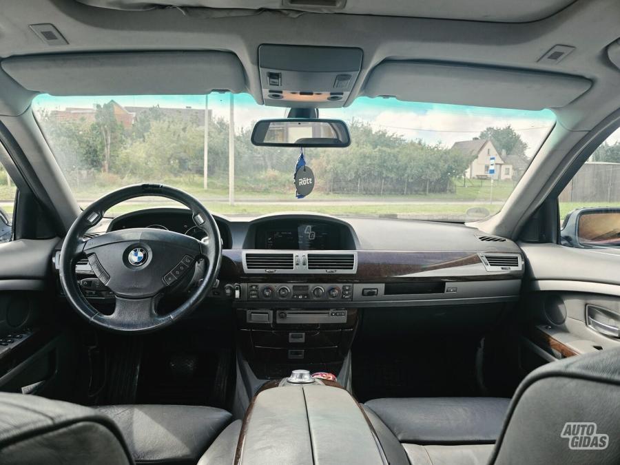 Melns BMW 730 2004 Kauņa, ar dzinēja tilpumu 3.00 L un nobraukumu 470 tūkst. km par 1999 €, foto 7 vietnē AUTOMOTO.COM.LV