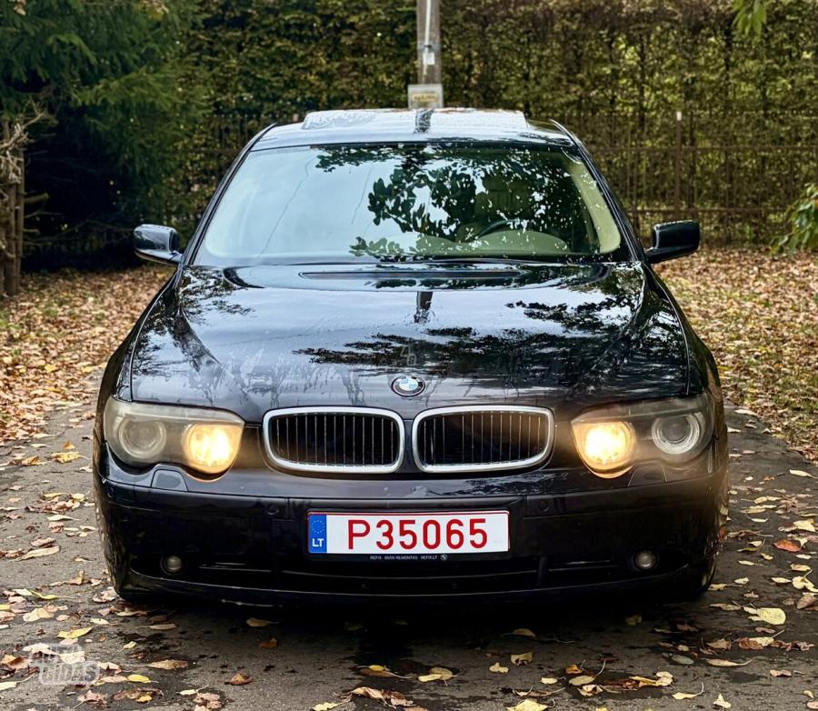 Black BMW 730 2004 in Vilnius, with an engine capacity of 3.00 L and mileage of 550 thousand km for 1000 €, photo 3 on AUTOMOTO.COM.LV