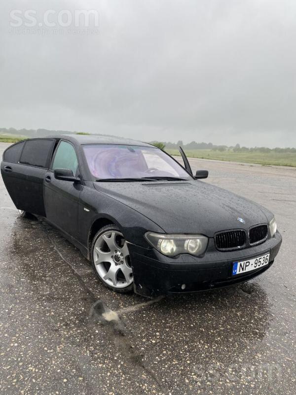 Black BMW 730 2005 in Bauska, with an engine capacity of 3.00 L and mileage of 599 thousand km for 2700 €, photo 2 on AUTOMOTO.COM.LV