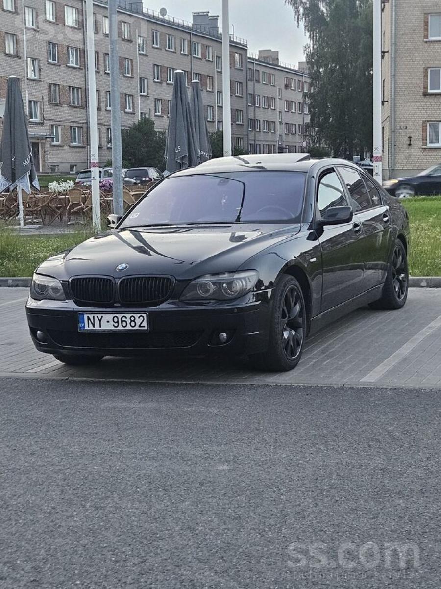Black BMW 730 2005 in Rezekne, with an engine capacity of 3.00 L and mileage of 391 thousand km for 4300 €, photo 2 on AUTOMOTO.COM.LV