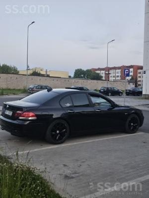 Black BMW 730 2005 in Rezekne, with an engine capacity of 3.00 L and mileage of 391 thousand km for 4300 €, photo 4 on AUTOMOTO.COM.LV