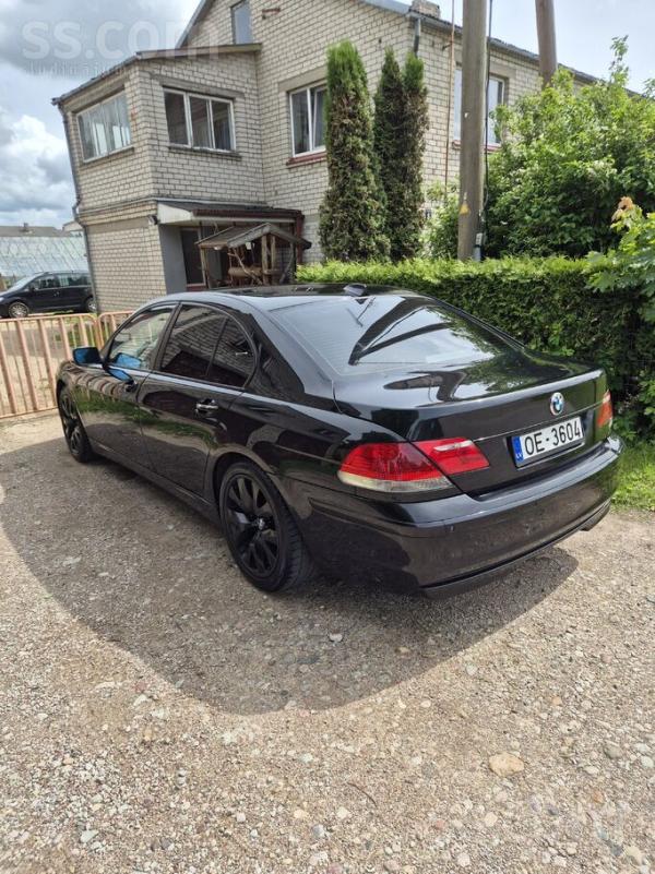 Black BMW 730 2005 in Liepaja, with an engine capacity of 3.00 L and mileage of 420 thousand km for 4300 €, photo 5 on AUTOMOTO.COM.LV