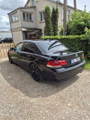 Melns BMW 730 2005 Liepāja, ar dzinēja tilpumu 3.00 L un nobraukumu 420 tūkst. km par 4300 €, foto 6 vietnē AUTOMOTO.COM.LV